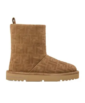 Fendi Suede Embossed Ff Monogram Boots - Brown
