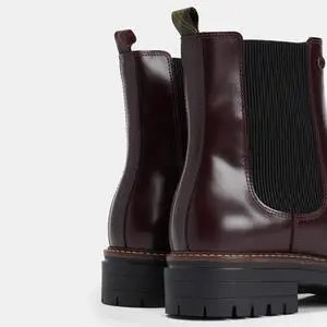 Barbour Solid Color Chelsea Boots