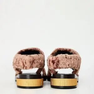 Gucci Open-toe Slip-on Heeled Sandals - Nude