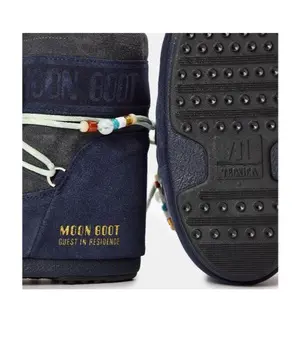 Moon Boot Color-blocked Suede Boots - Blue