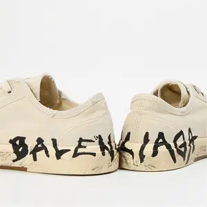 Balenciaga Low-top Sneakers