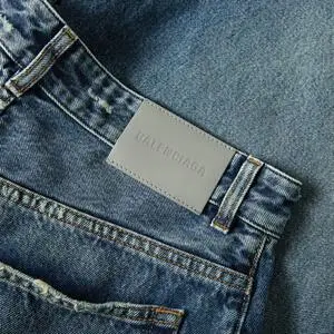 Balenciaga Retro-style Denim Shorts - Blue