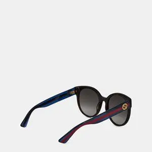 Gucci Logo Detail Sunglasses