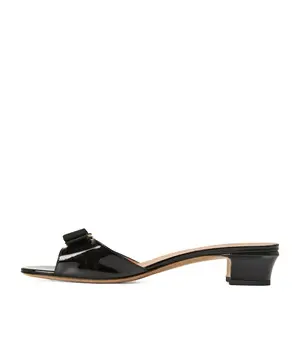 FERRAGAMO Versatile Minimalist High Heel Sandals