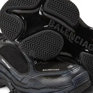 Balenciaga Solid Color Sneakers