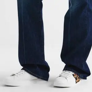Dolce & Gabbana Logo Detail Round Toe Sneakers - White