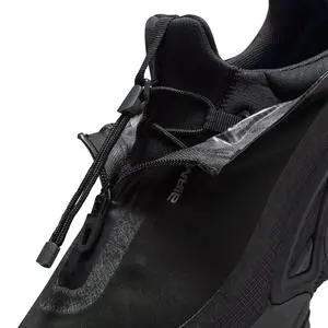 Nike Max Dn Roam Sneakers