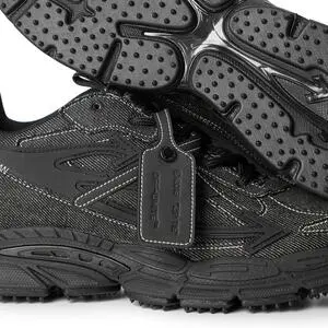 Off-White Lightweight Sports Shoes