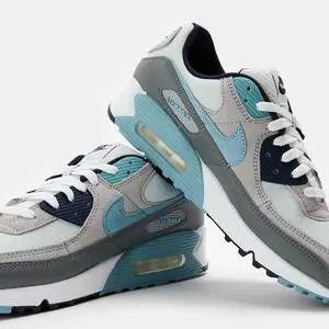 Nike Fashionable Sports Shoes