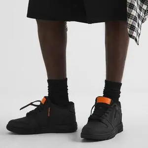 Off-White Low-top Casual Shoes