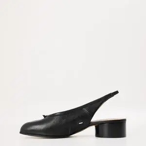 MAISON MARGIELA Tabi Slingbacks