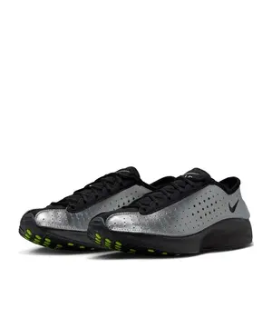 Nike Gradient Perforated Low-top Running Shoes