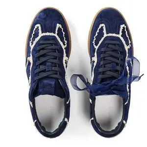 ALOHAS 490 Crocheted Low-top Sneakers