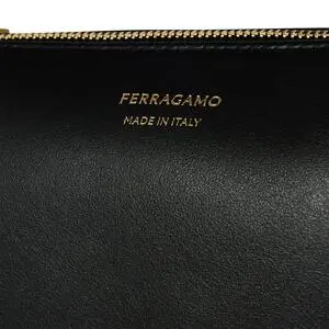 FERRAGAMO Simple Single-shoulder Bag