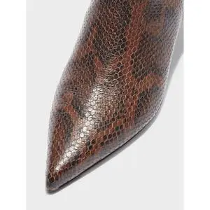 AeydĒ Pointed Toe Zip Up Ankle Boots