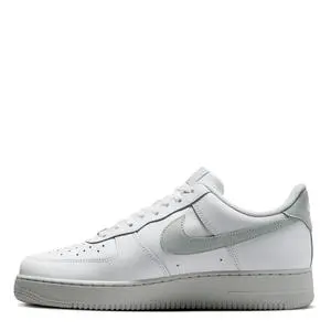 Nike Solid Color Sneakers