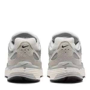 Nike Solid Color Trainers