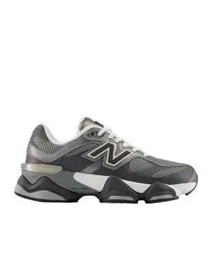 NEW BALANCE 9060 Sneakers - Black