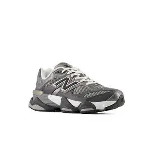 NEW BALANCE 9060 Sneakers - Black