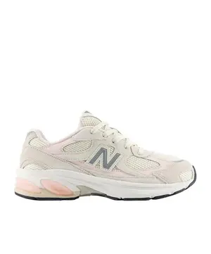 NEW BALANCE Color Blocked Sneakers - White