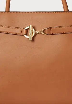 Ralph Lauren Toggle-fastening Leather Shoulder Bag