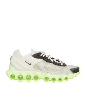 Nike Nike AM DN8 QS Low-Top Lace-Up Trainers White