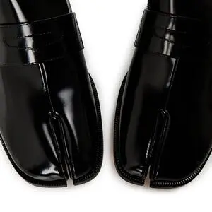 MAISON MARGIELA Tabi Slip-on Loafers