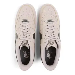 Nike Force 1 '07 Sneakers
