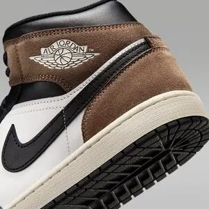 Nike Color Block High-top Trainers - No
