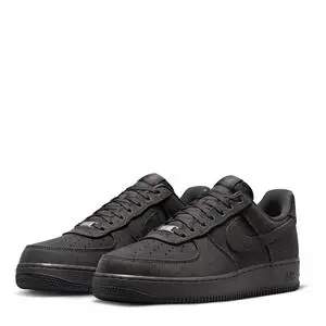 Nike Solid Color Sneakers