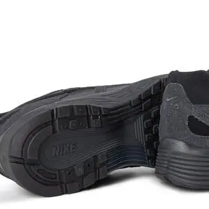 Nike Retro Running Sneakers - No
