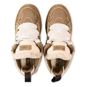 UGG Low-top Sneakers