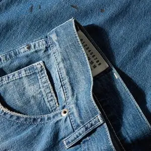 MAISON MARGIELA Lightwash Straightleg Jeans