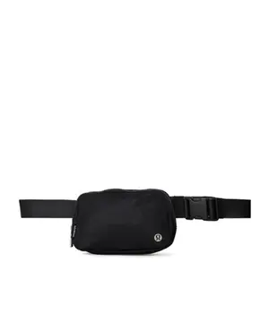 Lululemon Everywhere Belt Bag