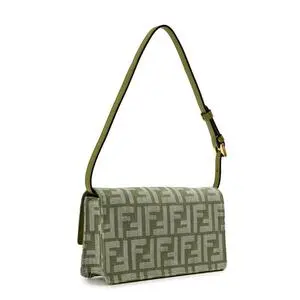 Fendi Minimalist Fashion Chain Bag