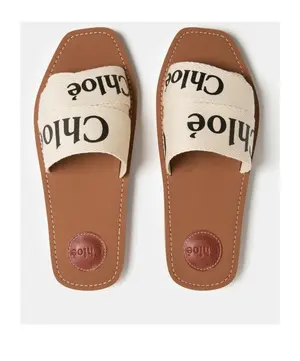 Chloé Logo Slippers - Brown