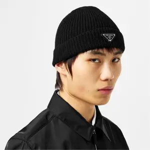 Prada Badge Logo Beanie - Nero