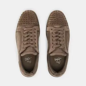 CHRISTIAN LOUBOUTIN Rivet Decorated Casual Shoes