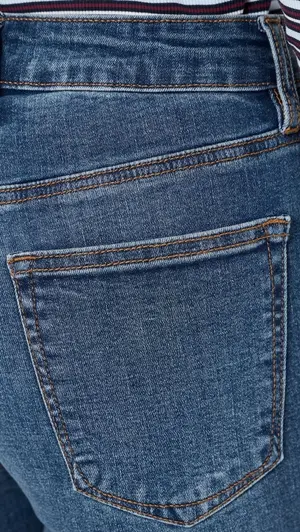 Good American Good Legs Flare Jeans