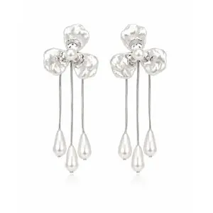 NUVV COLLECTION Pearl Blossom Statement Earrings - White