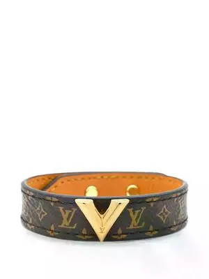 LOUIS VUITTON 2021 Monogram Essential V Bracelet Costume Bracelet