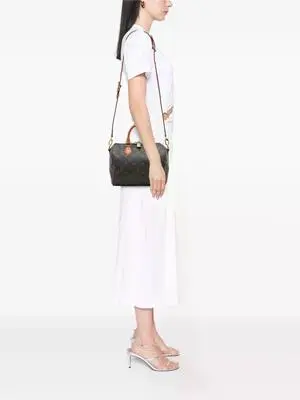 LOUIS VUITTON Monogram Speedy Bandouliere 25 Satchel