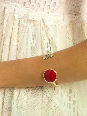 La DoubleJ 24k -plated Brass And Enamel Shen Loop Cuff Bracelet - Gold