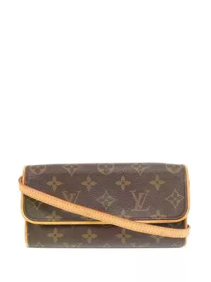 LOUIS VUITTON Monogram Cross Body Bag