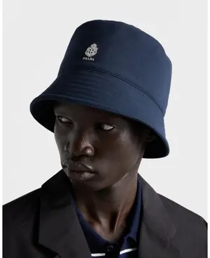 Prada Pique Bucket Hat With Embroidered Logo - Navy