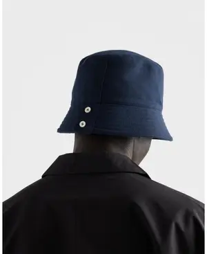 Prada Pique Bucket Hat With Embroidered Logo - Navy