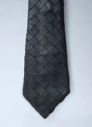 Bottega Veneta Intrecciato Leather Tie