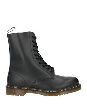 Dr. Martens 1490 Smooth Boot Size Leather - Black