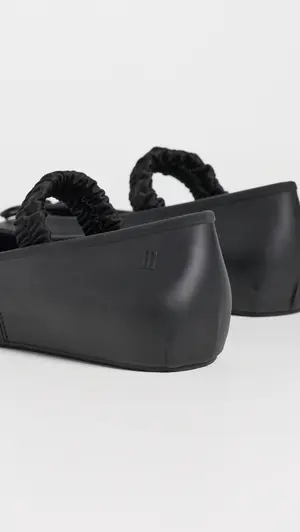 Melissa Sophie Scrunch Jelly Flats - Matte Black