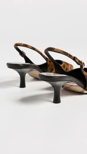 Burberry Fur Dame Slingback Kitten Heels 55
